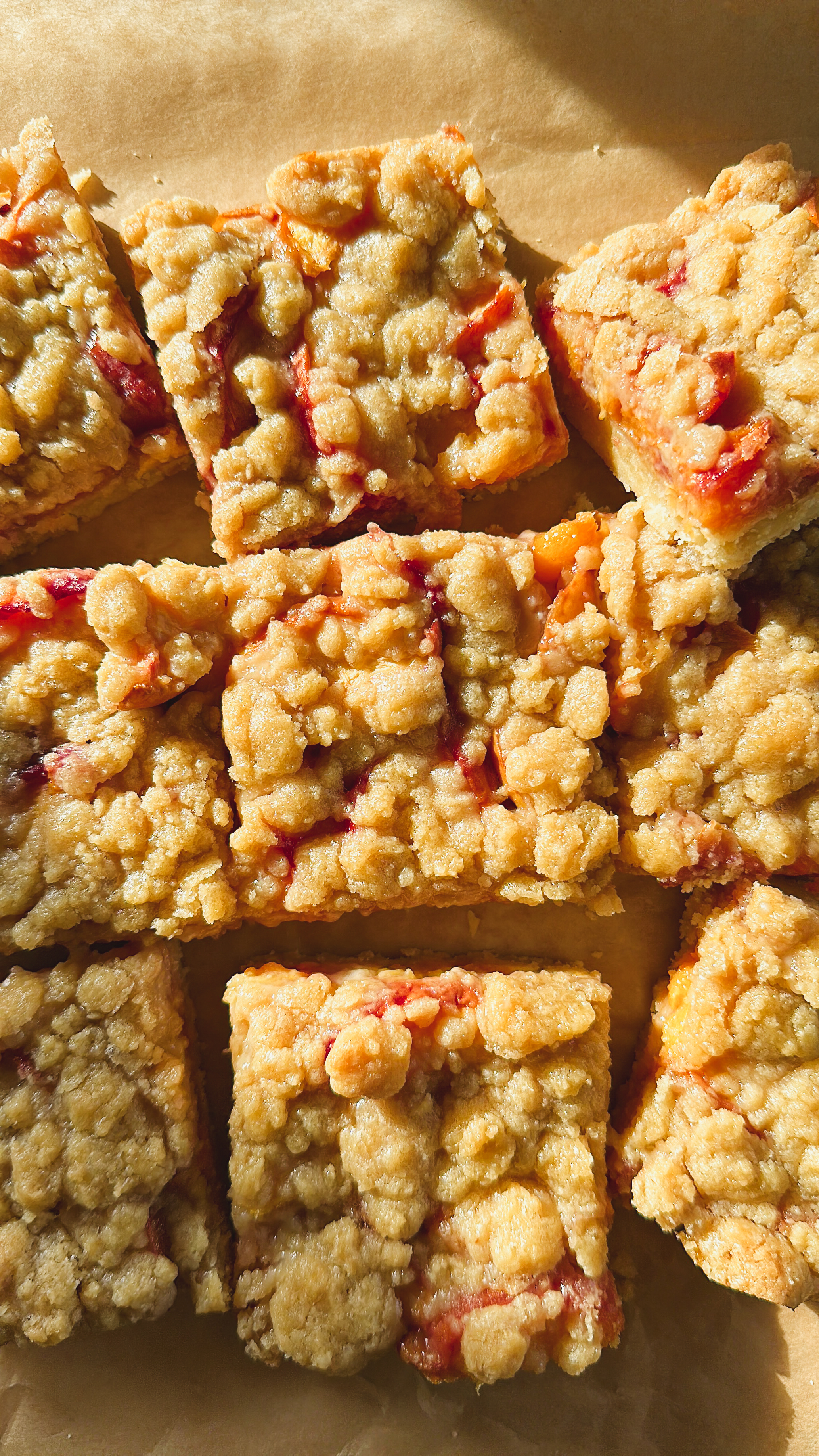 Peach Crumble Bars – Break or Bake